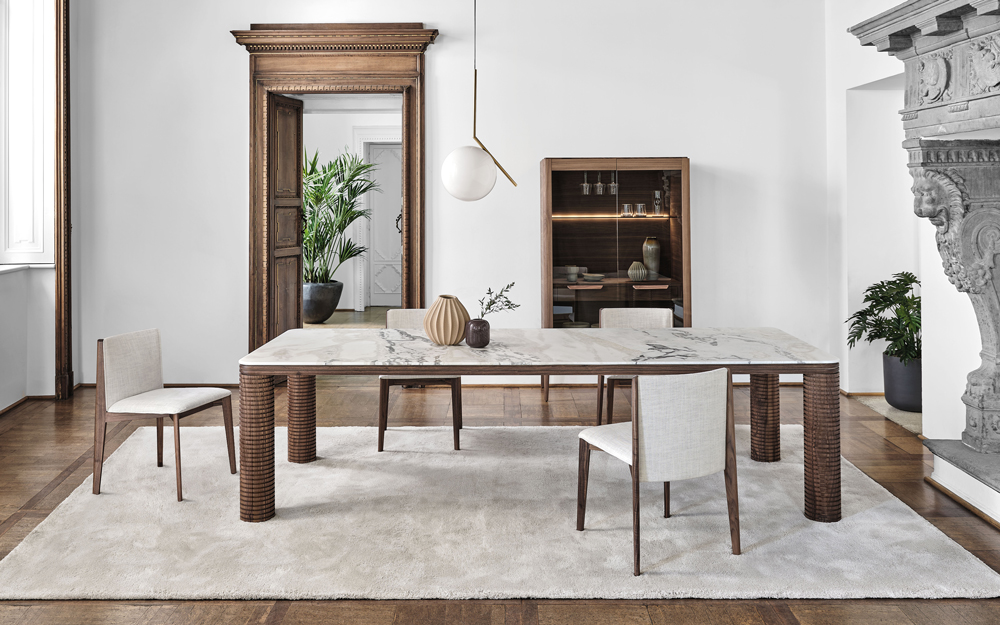 Porada Sansiro Table